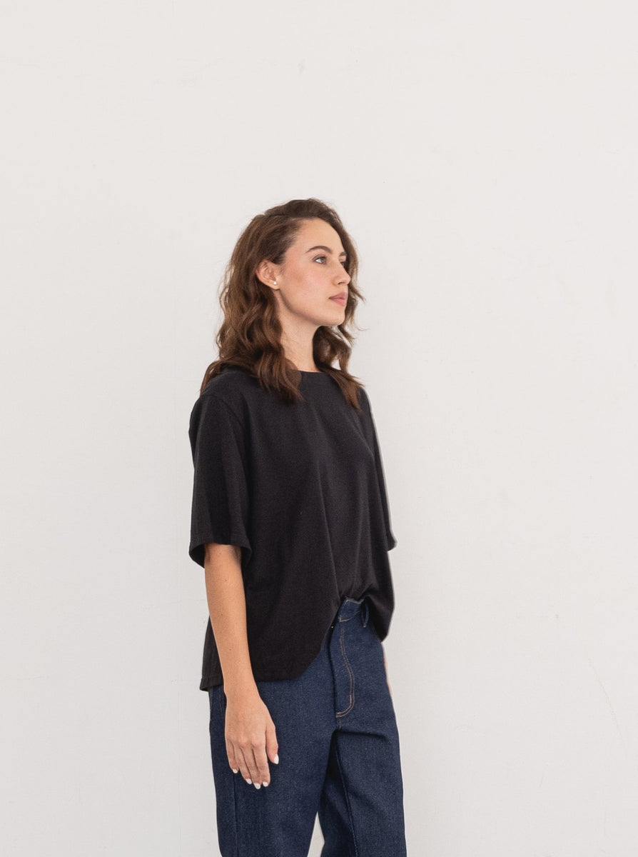 Top Trópico Negro – Paréntesis Diseño Sostenible